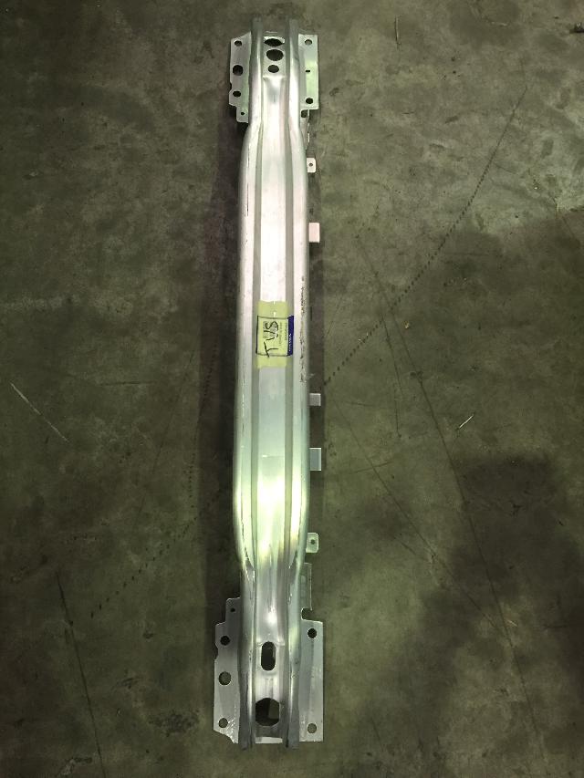 VOLVO XC60 BUMPER REINFORCEMENT BAR 2009-2015