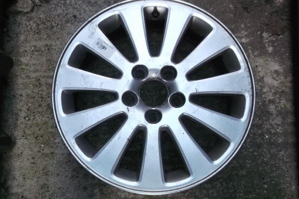 VOLVO V50 ALLOY WHEEL 2004-2010