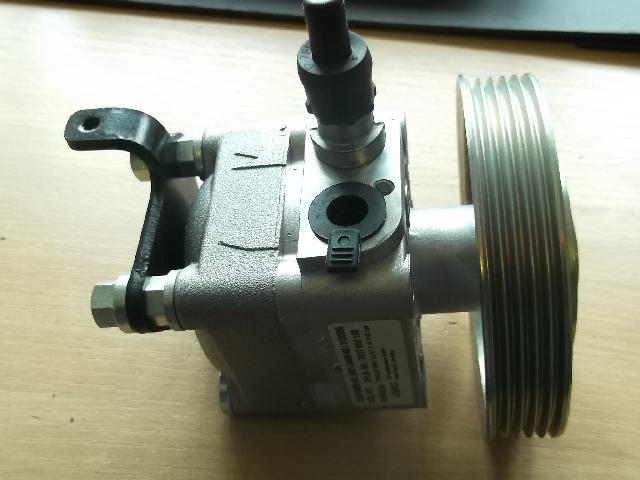 VOLVO V70 D5 POWER STEERING PUMP 2007-2011