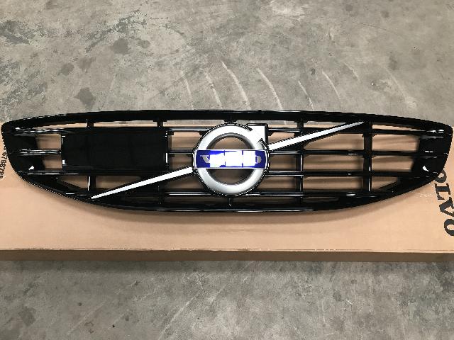 VOLVO V60 FRONT BUMPER GRILL 2014-2017
