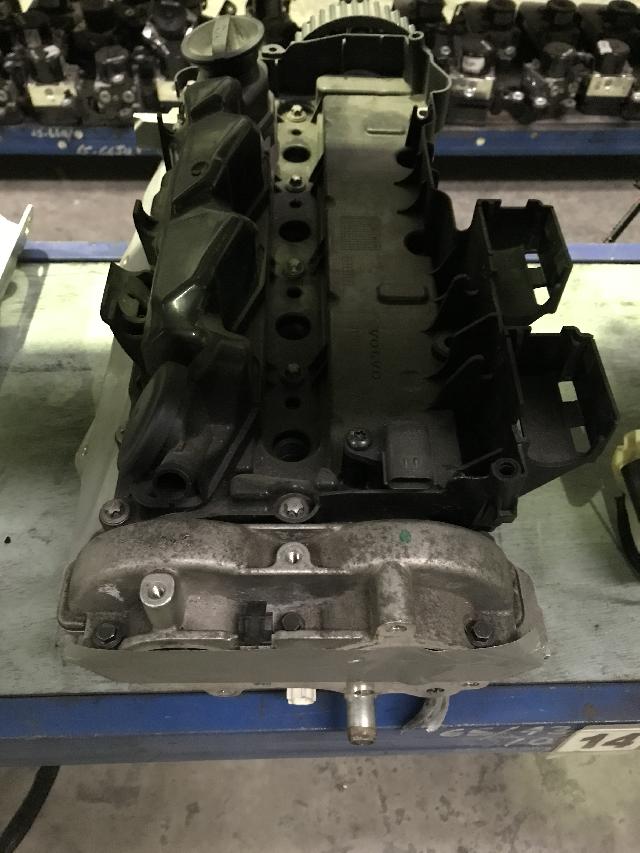 VOLVO V70 D2-D3-D4 CYLINDER HEAD 2016-2017