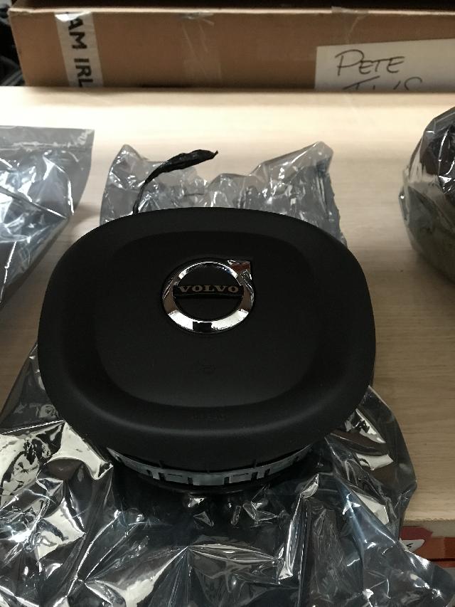 VOLVO V90 DRIVERS AIRBAG 2017-2023 ONLY