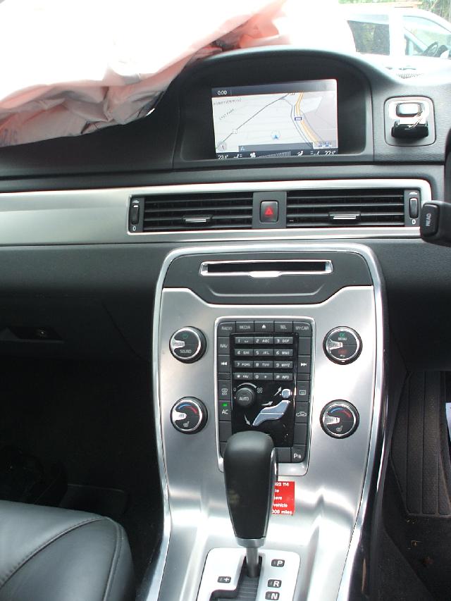 VOLVO V70 SAT NAV SCREEN 2011-2014