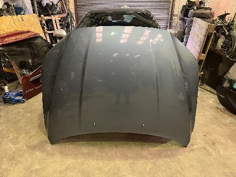 Volvo v40 bonnet store