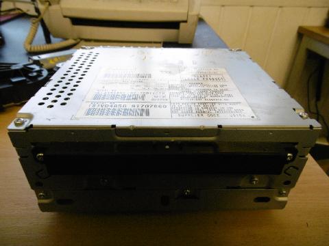 VOLVO XC60 IN DASH CD PLAYER 2009-2015